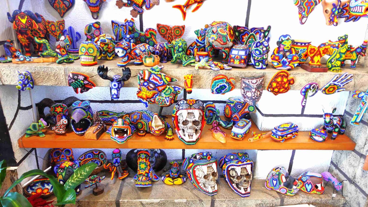 Discover the World of Indigenous Huichol Art - Promovision
